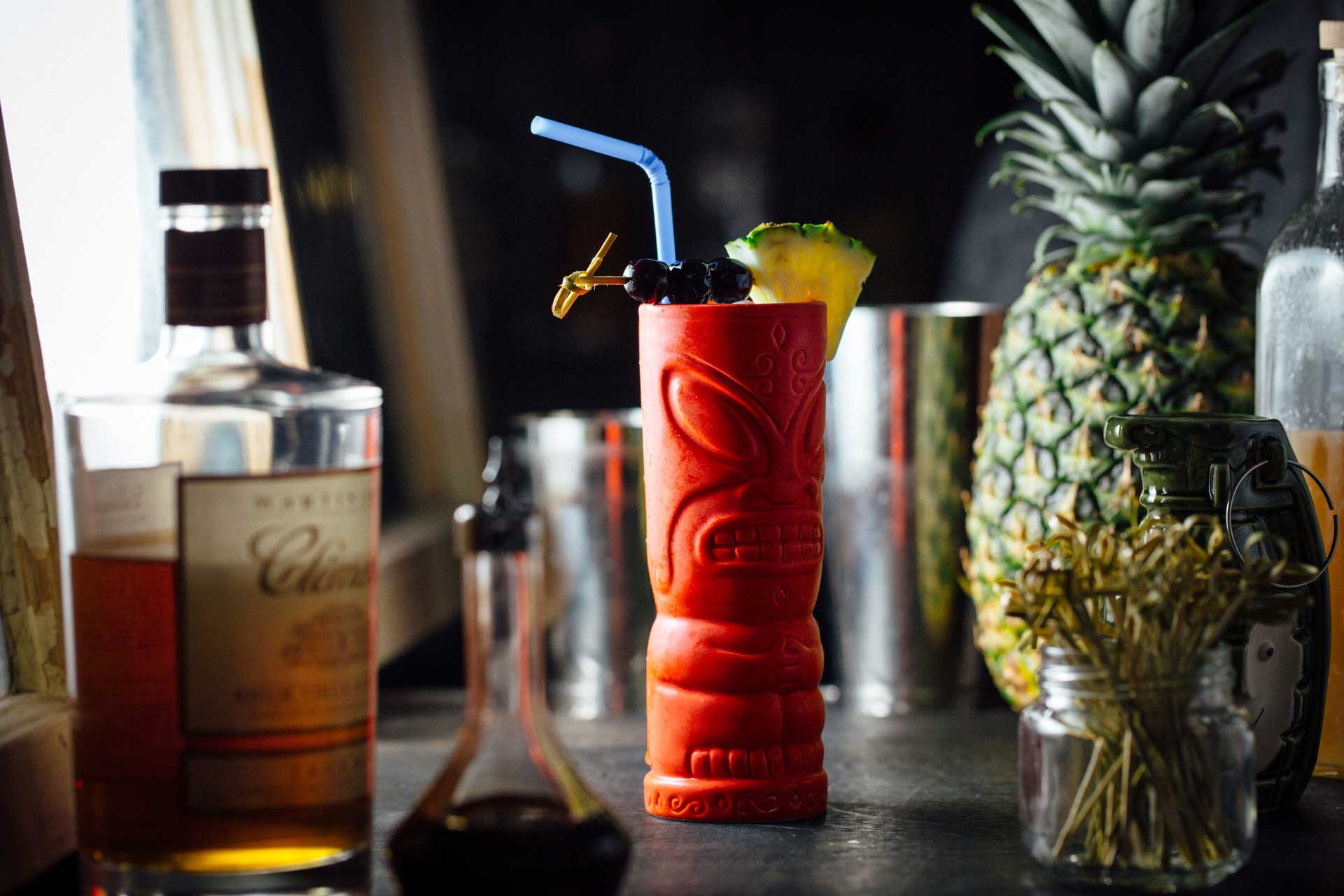 Late Night Cocktails With a Unique Bar | Truss & Twine